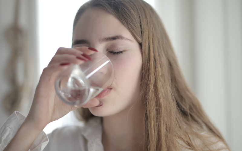 How To Play The Ridiculous Mmm…Water Drinking Game – The Chuggernauts